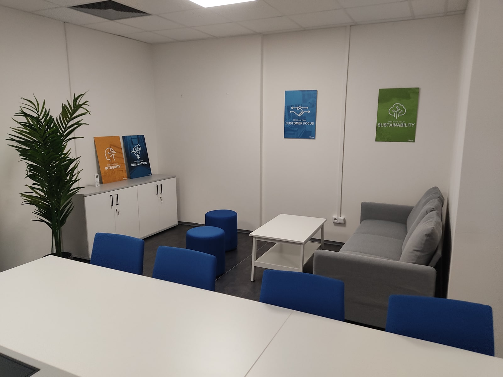 O společnosti | SMS InfoComm